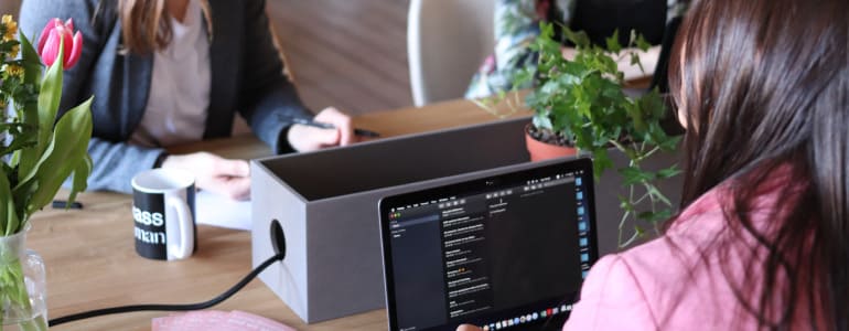 Coworking: conoce los beneficios de trabajar en un espacio compartido